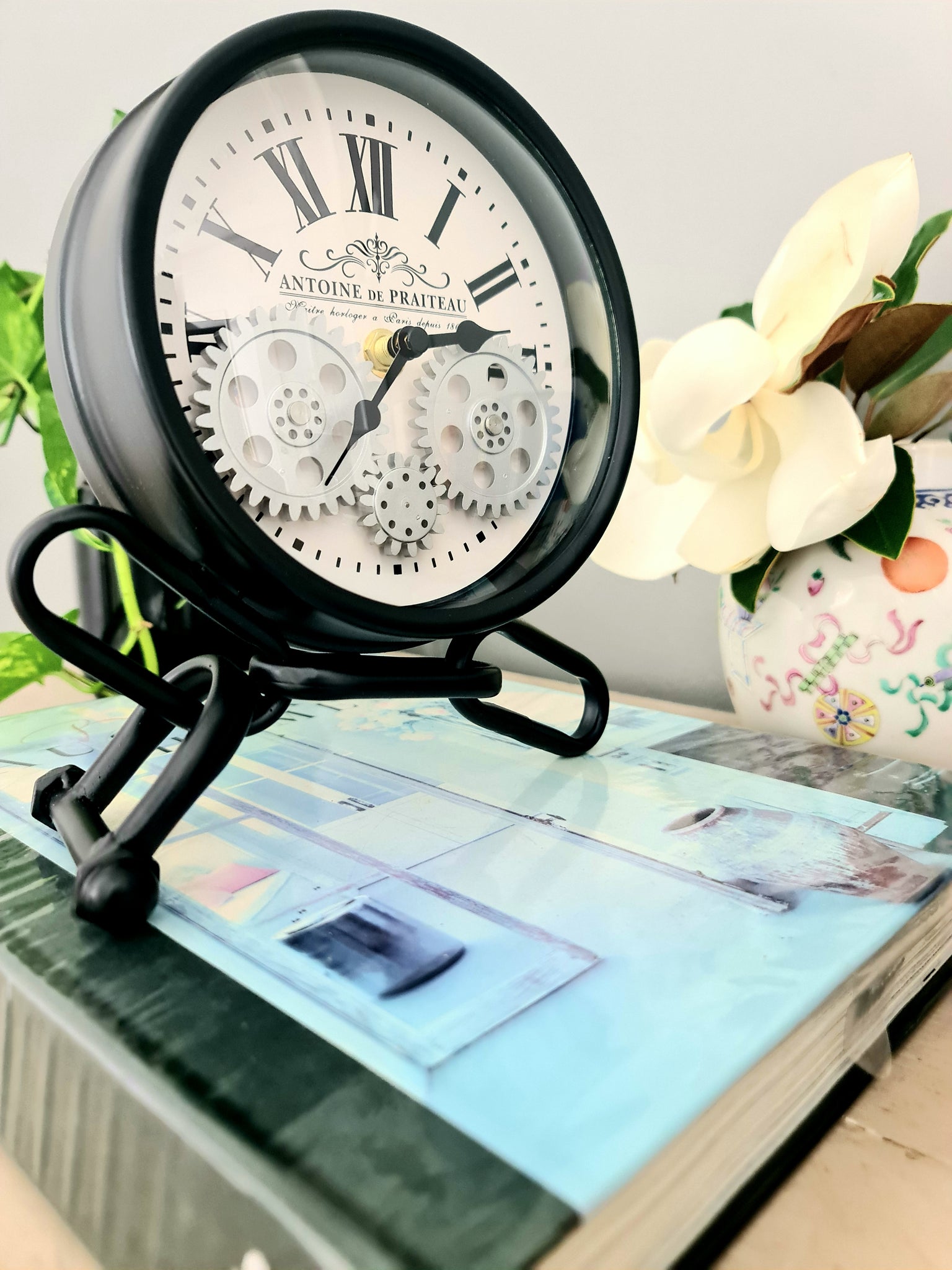 Antoine De Praiteau 21 Cm Moving Gear Table Clock – Trojan Homeware